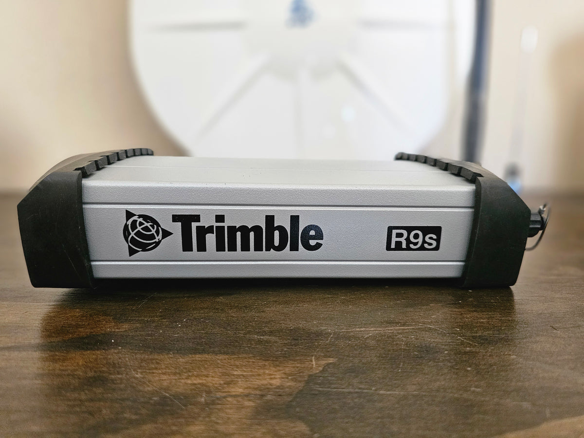 Trimble R9s GNSS base station receiver UHF 450Mhz Radio & Zephyr Anten ...