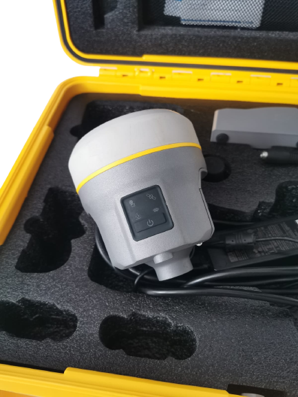 Trimble R12 ProPoint uhf receiver for surveying construction 450-470Mh ...